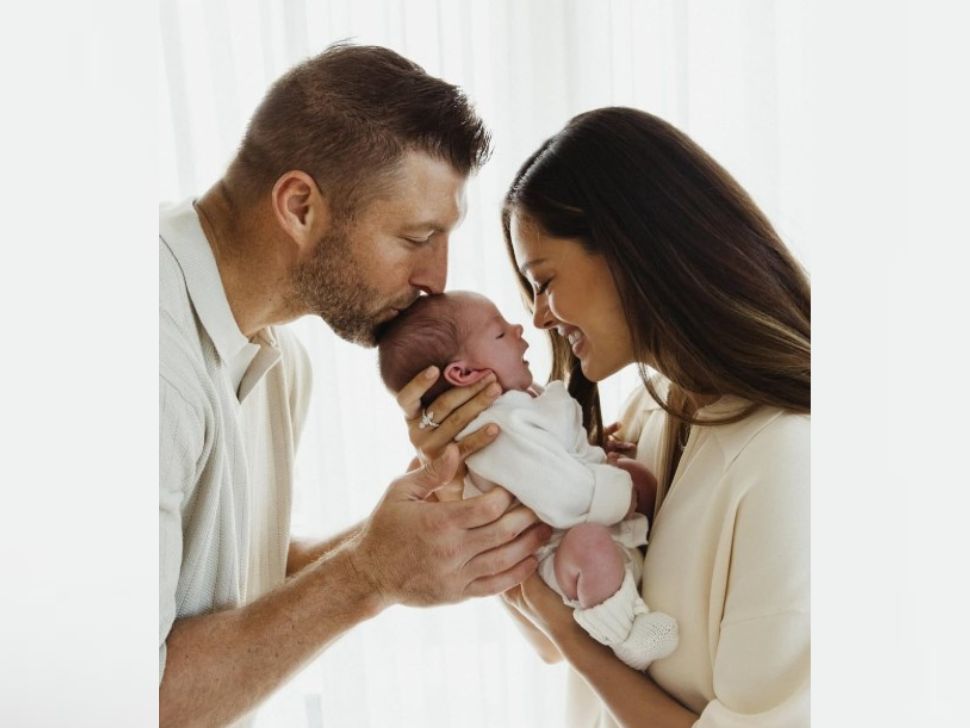 'A love like no other': Demi-Leigh Tebow on motherhood and God’s love - CHVNRadio: Southern ...